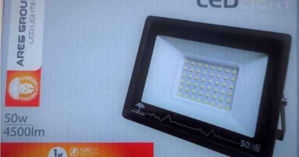 ARES 50 WATT LED PROJEKTÖR